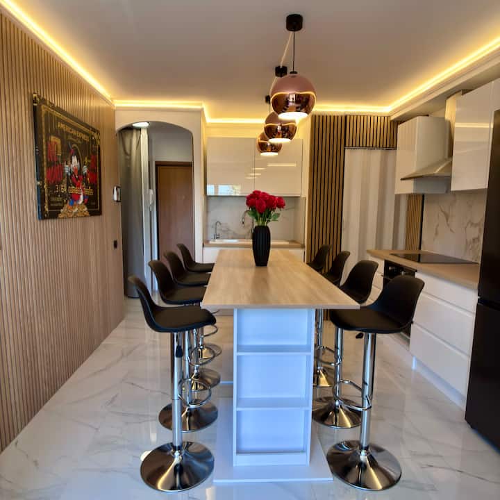 Confortable 4 Chambres - Clim - Proche Plage - Antibes