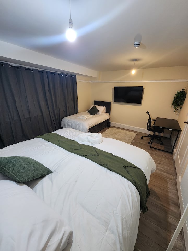Luxury City Centre Flat Opposite Station - Leicester