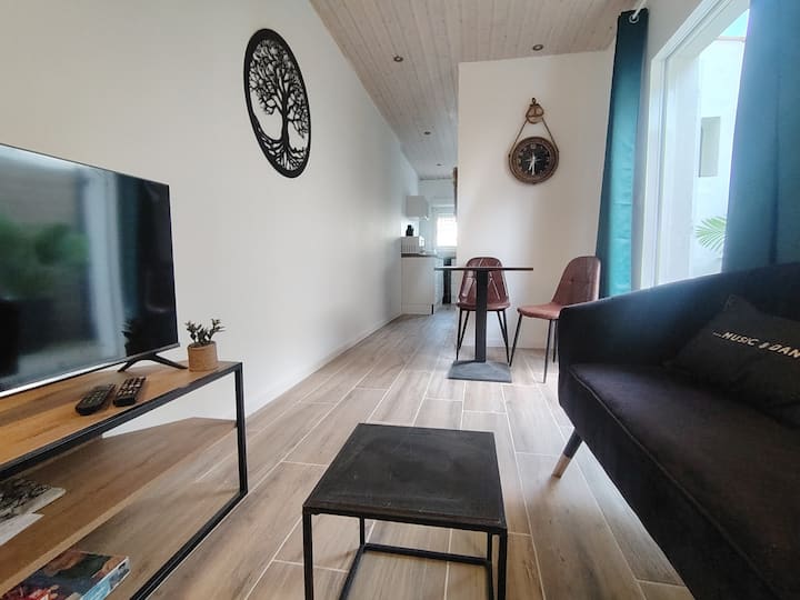 Maisonnette Avec Terrasse Et Accès Grande Plage - Saint-Gilles-Croix-de-Vie