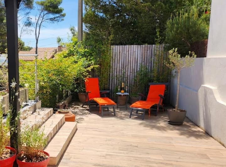 Studio, Grande Terrasse, Neuf, 2mn à Pied Plage - Sausset-les-Pins