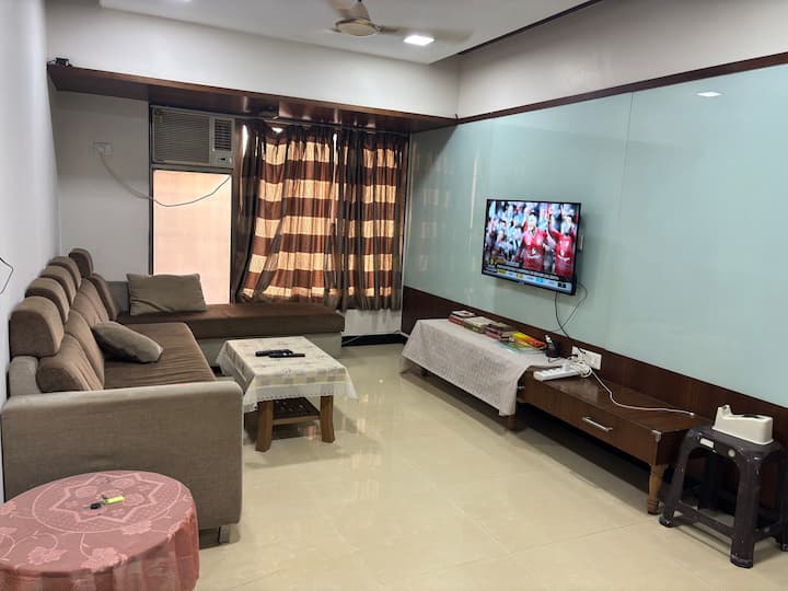 Luxurious 2bhk Near Worli Sea Face | Premium Stay - Mumbai
