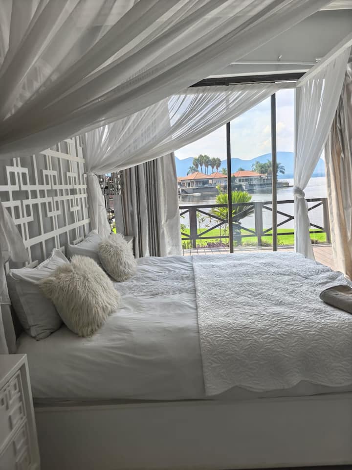 Hartees Luxury Villa | Panoramic View Masterpiece - Hartbeespoort