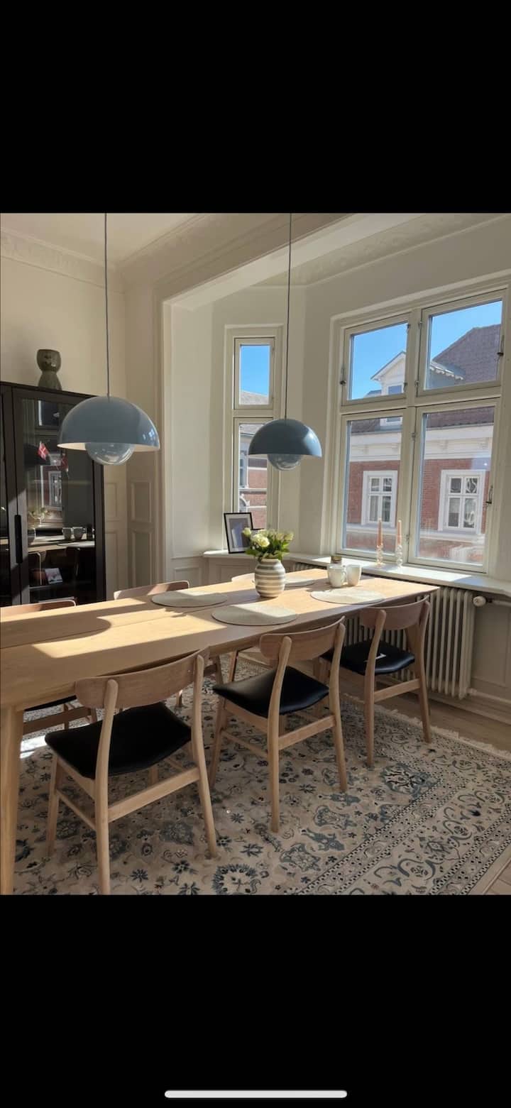 Charmerende Lejlighed Tæt Ved Ø Og Lige I Centrum. - Aarhus