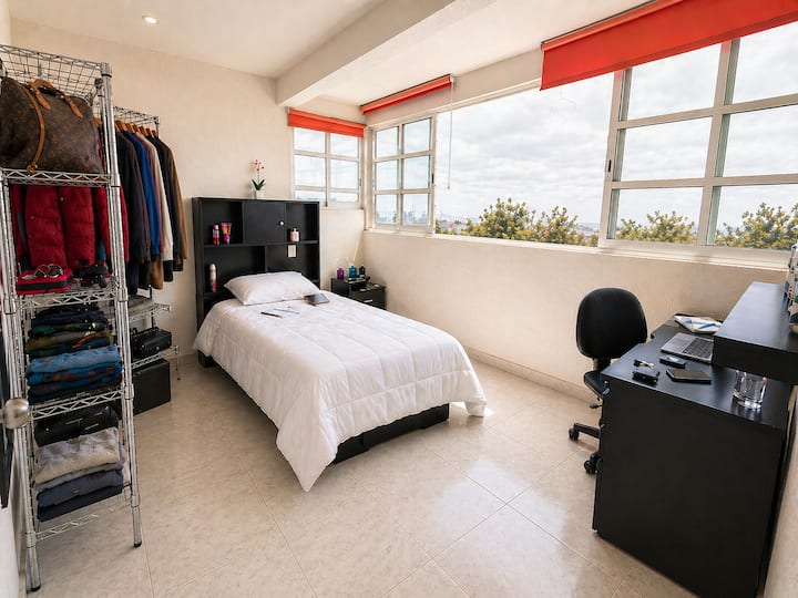 5 Suites Privadas Junto A Cu · Ideal Grupos - Mexico City