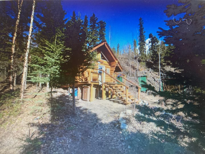 Wilderness Cabins At Little Salmon Lake - Yukon