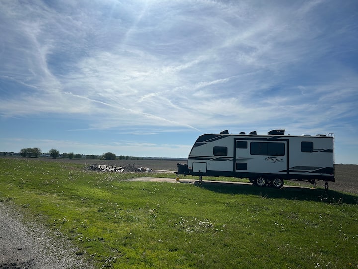 Fieldside Rv Pad - Champaign, IL