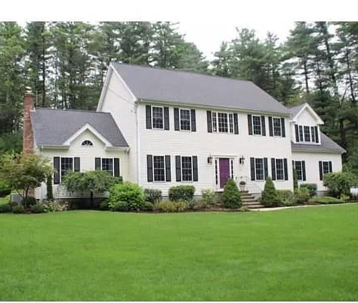 World Cup Match Stay | Prime Location - Norfolk, MA