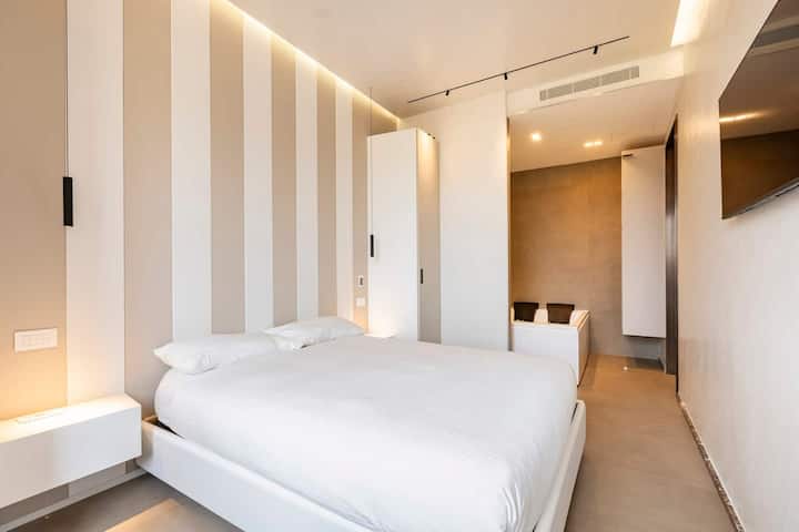 Lovely 4 Bdr Apartment + Parking - Amszterdam