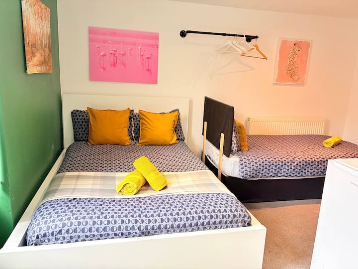 Cozy Double Flat • Centre • Sleeps 3 • Duke•wifi - Liverpool