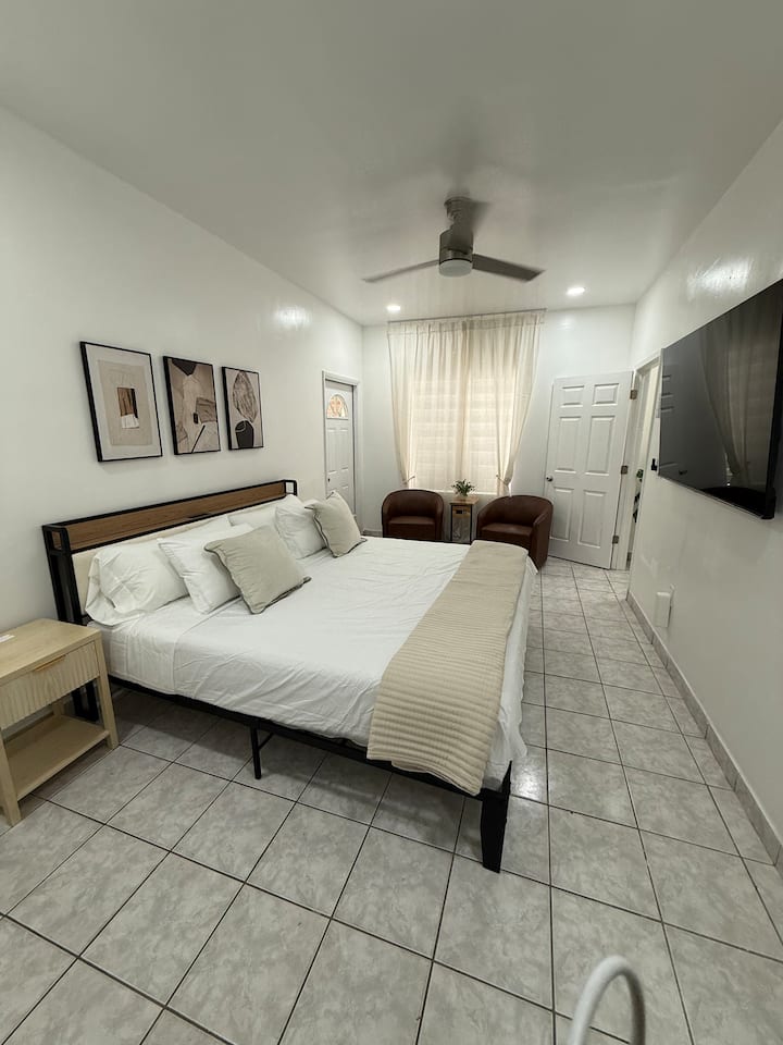 Cozy Mother In Law Suite In Hialeah - Miami Springs