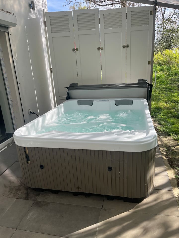 Wohnung Mit Jacuzzi - Memmingen
