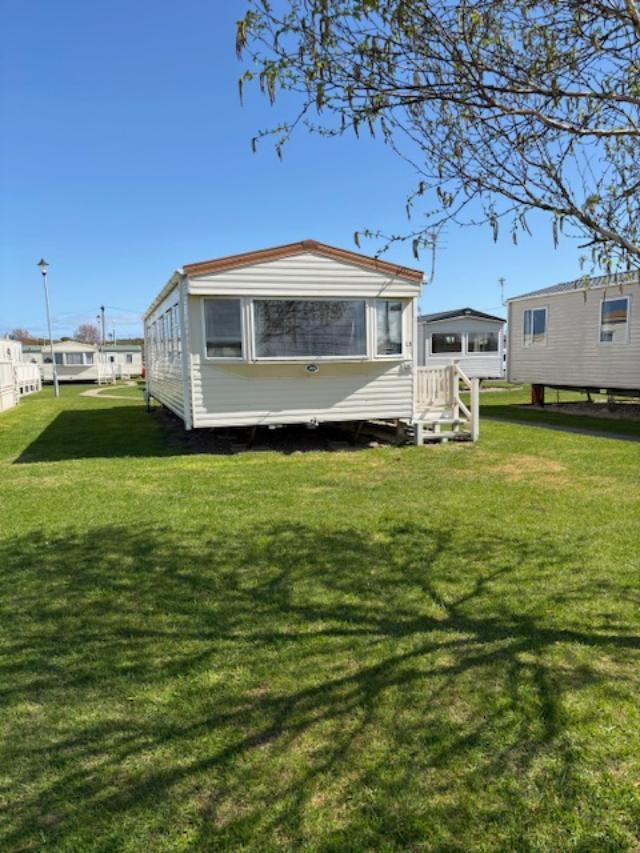 Caravan Sleeps 8 With Parking And Patio - Mablethorpe