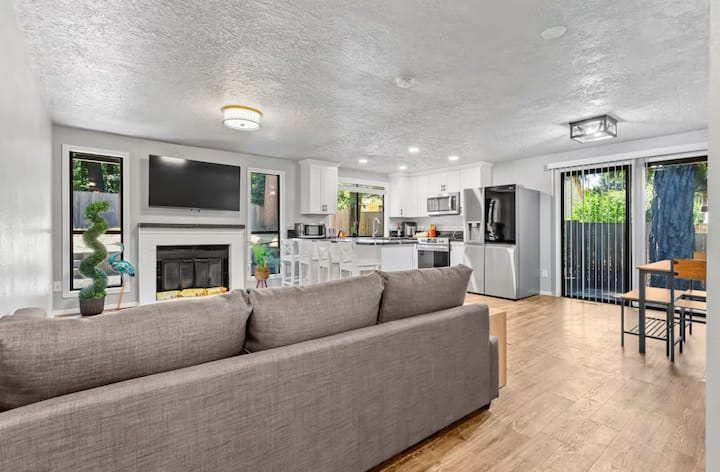 Clean Family‑friendly Suburban Stay. - Sherwood, OR