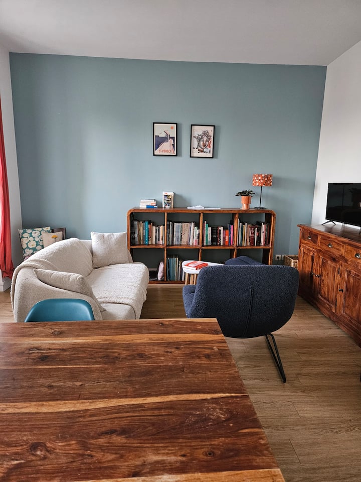 Duplex Dans La Cité Médiévale De Dinan ! - Dinan