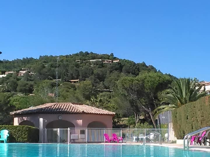 Le Rétro Studio Mer Et Tennis - Agay