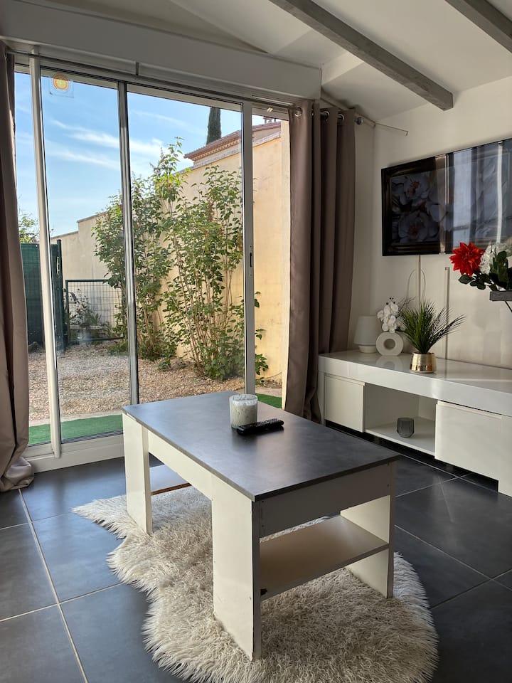 Studio Indépendant, Jardin Privatif Et Clim. - Alès