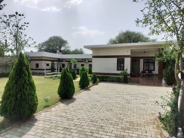 Farm House In Achrol Jaipur Nh -11 - Rajasthan