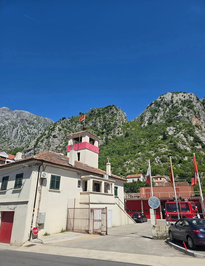 Nuovo Monte Firefighters' Spot I -Old Town 200m - Kotor