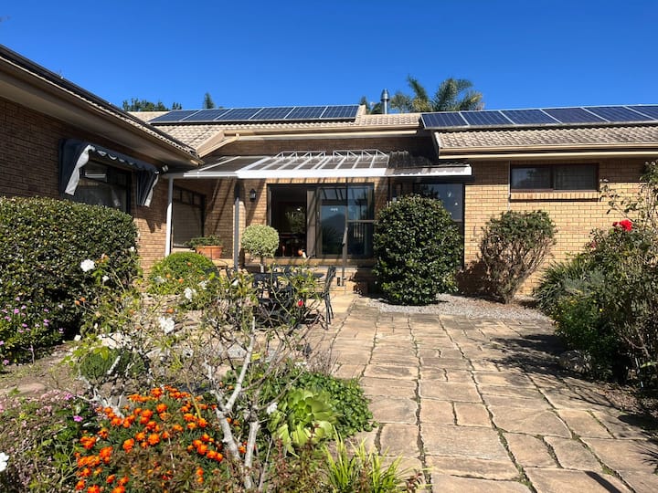 Pikkewyn's Nest - Spacious 3br + Study Retreat - George
