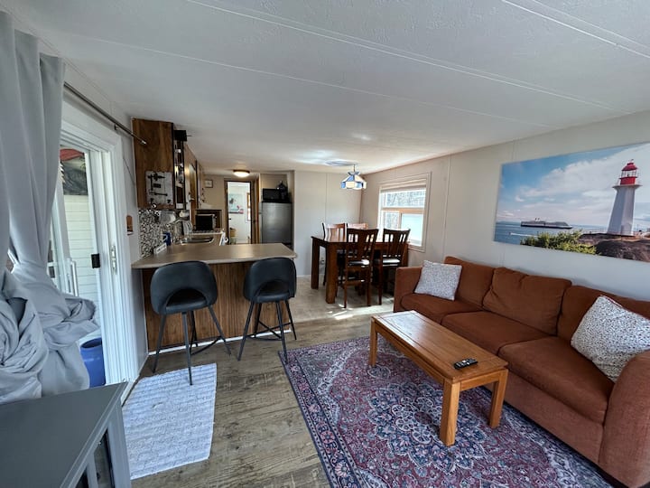 Cardigan Cabin In The Kawarthas - Kawartha Lakes