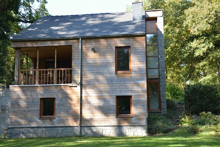Maison Sur Les Roches Te Bomal Sur Ourthe (Durbuy) - Ferrières