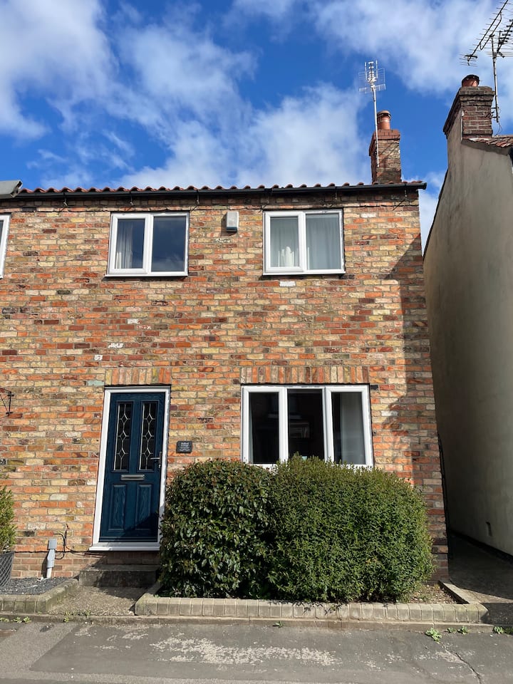 Village Escape In The Yorkshire Wolds - Driffield