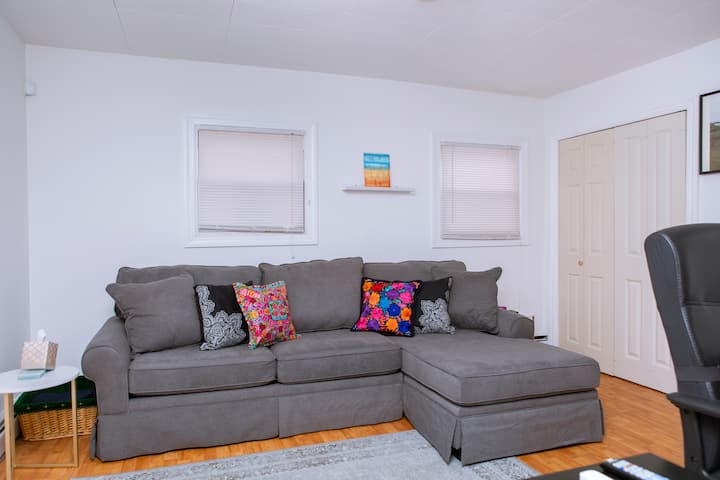 Cozy, Quiet And Well-appointed One Bedroom Apt - Jersey City, NJ