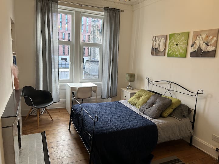Cosy Apartment In A Fantastic Location - Glasgow