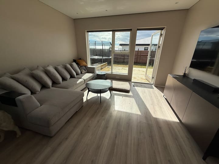 Family-friendly Home W/ Hot Tub & Garden - 塞爾福斯