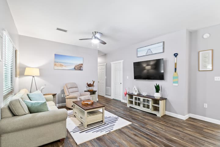 Downtown Duplex Near Beaches | Owa | Sportsplex - Foley, AL