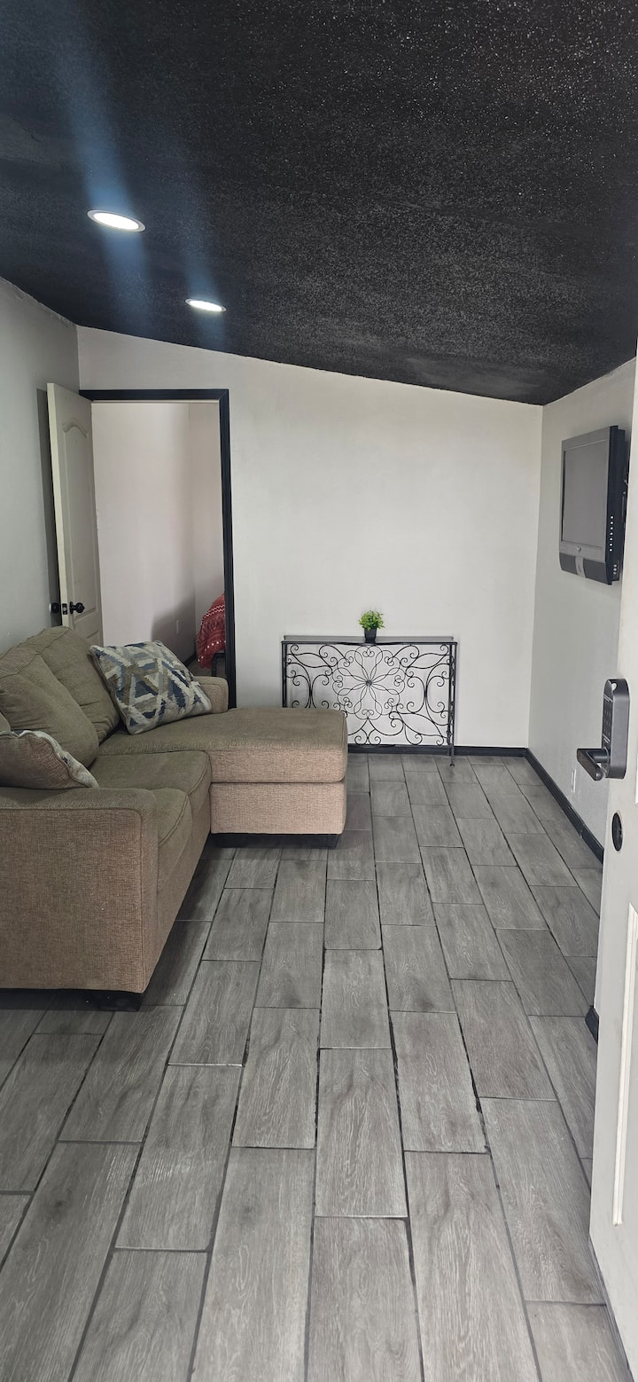 Cozy 3bd House W/tvs In Every Room - エル・パソ, TX