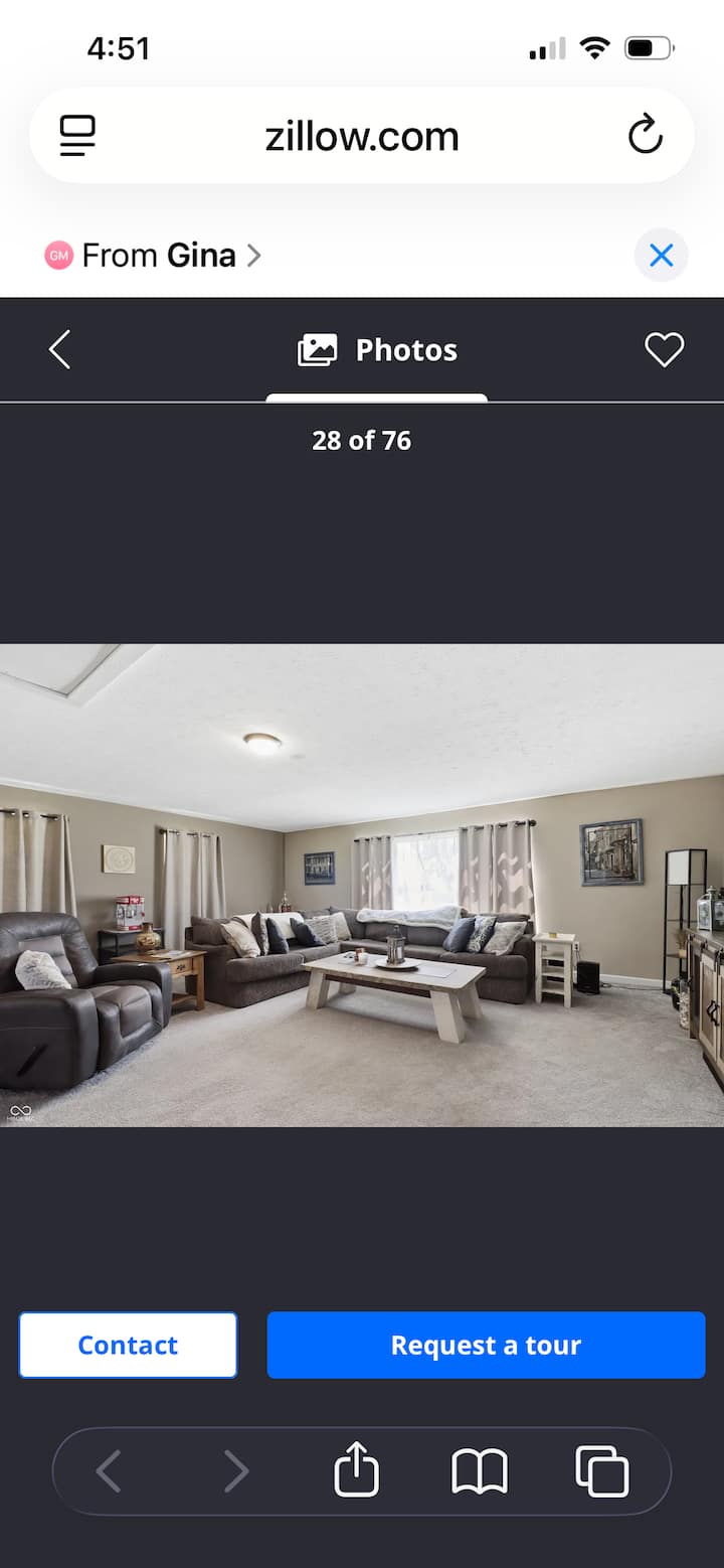 Warm, Comfortable Spacious Home. - Greenfield, IN