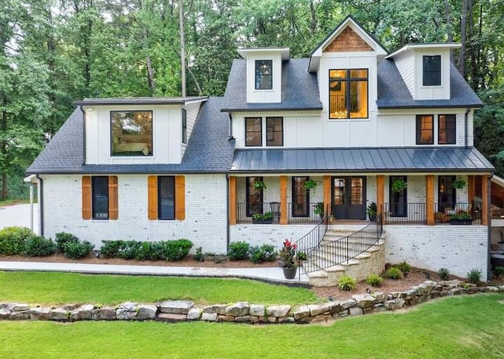 World Cup Dream Home In Vinings - Marietta, GA