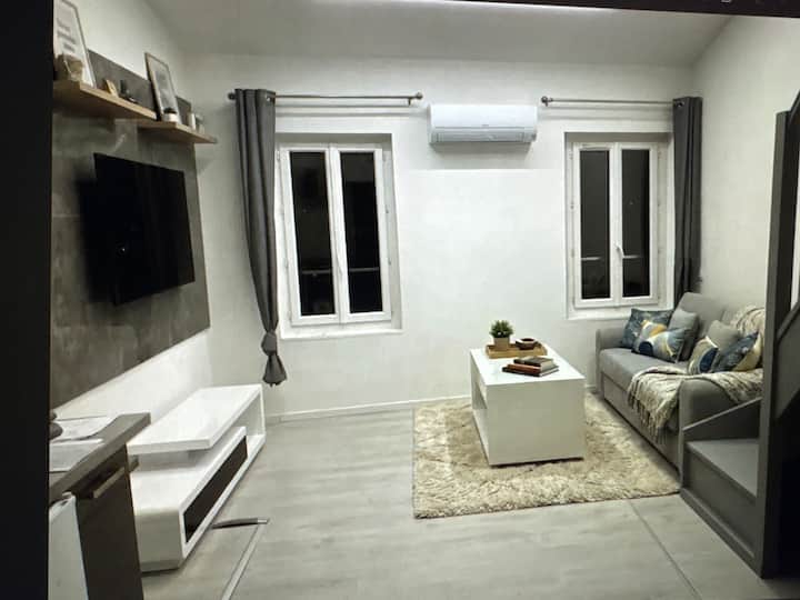 Duplex Centre-ville Calme Confortable 2 à 4 Pers. - La Seyne-sur-Mer