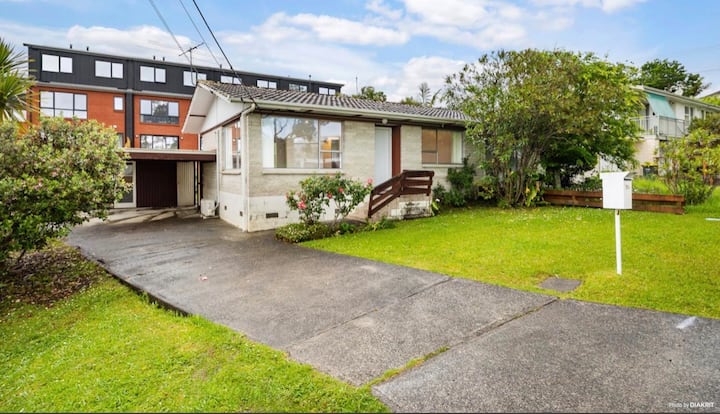 Beachside Unit - Auckland