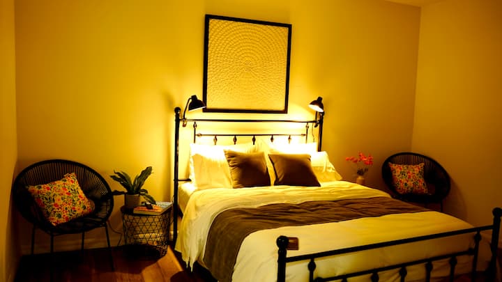 Cozy Guesthouse W/ Private Patio Spring Hill - Spring Hill, FL
