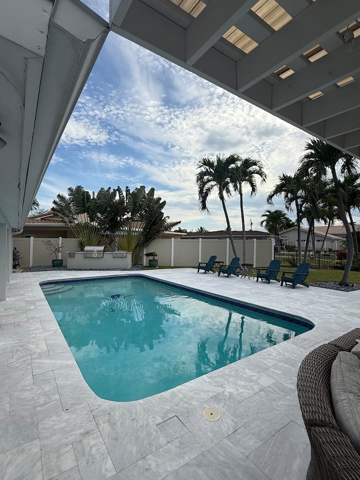 Perfect Coastal Getaway In Pompano Beach! - Pompano Beach, FL