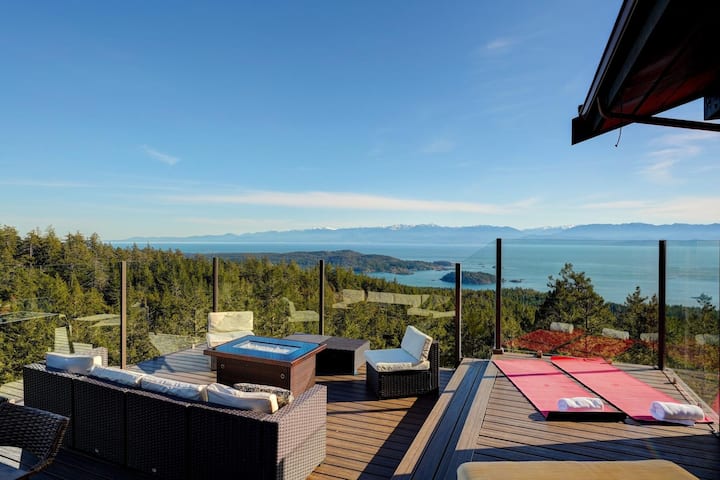Private Oceanview Estate • Hot Tub • Views - Sooke