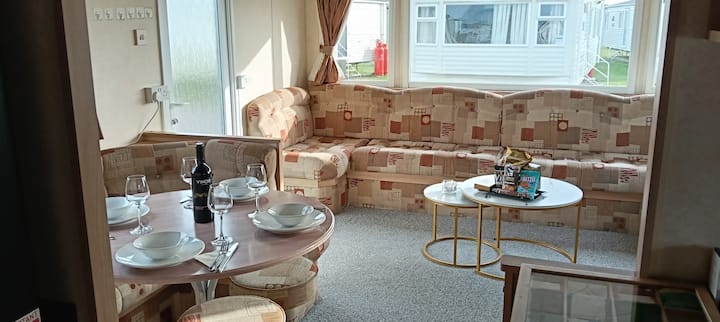 Magnificent Caravan. Total Relaxation Book It Now - Camber Sands
