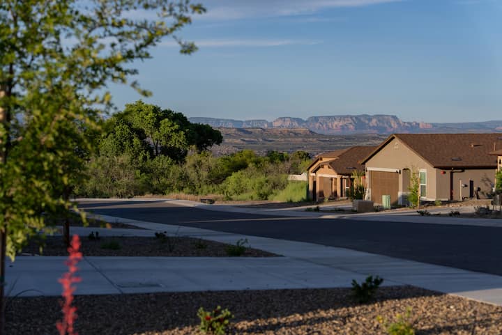 New Hot Tub - Views - 4br - Sleeps 10 - Cottonwood, AZ