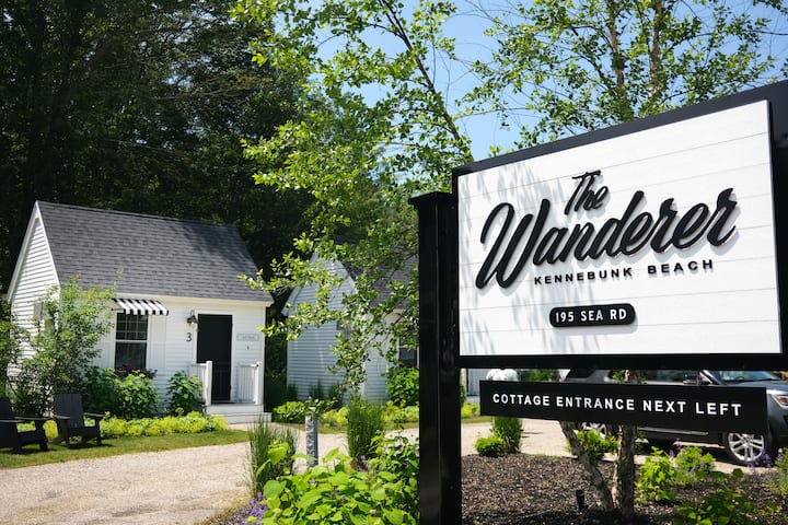 The Wanderer | Adults-only 1br Cottage + Pool - Kennebunkport, ME