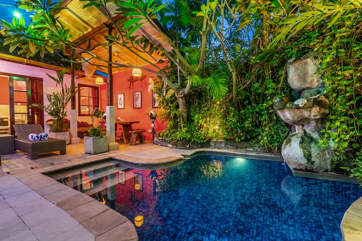 Unique 3br Pool Villa |  Walk To Cafes & Hotspots - Seminyak