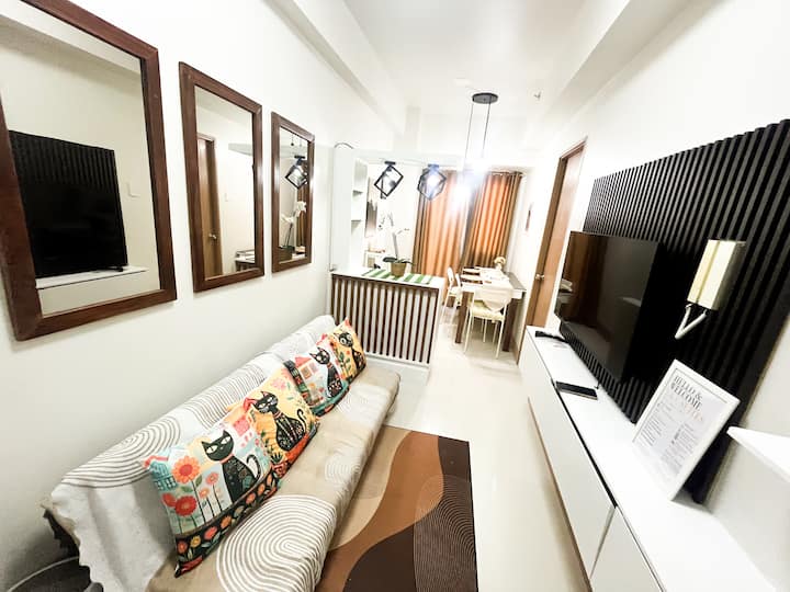 J And C Suites •Bravo• @ Moa Complex Pasay City - Metro Manila