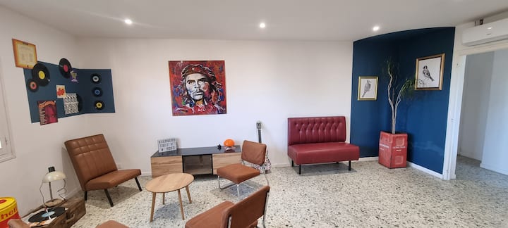 Appartement Spacieux 2 Chambres, Miramas-le-vieux - Miramas