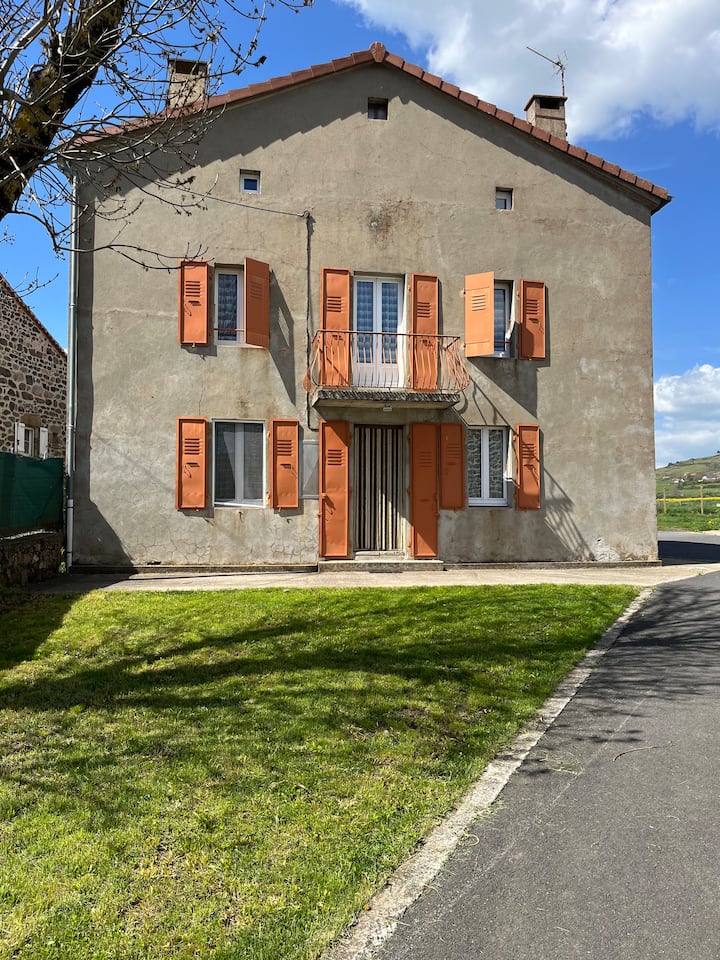 Maison De Campagne - Lac de Naussac