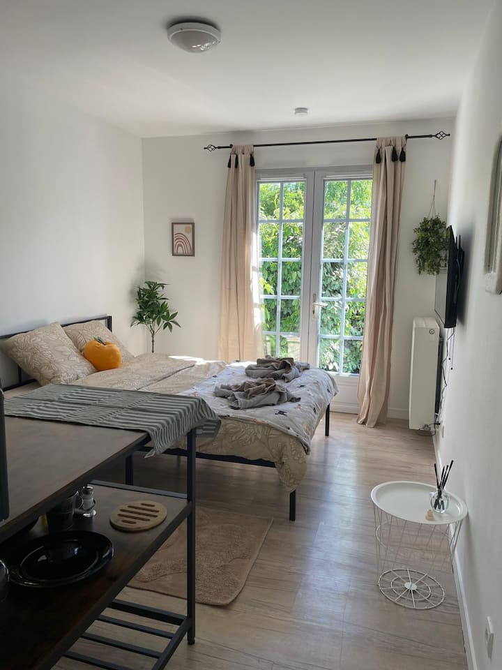 Studio Cosy • Extérieur & Parking - Vendôme