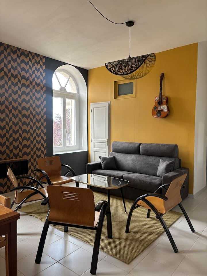 Appartement Atypique Avec Toit Terrasse (3niveaux) - ibis Avignon Centre Gare