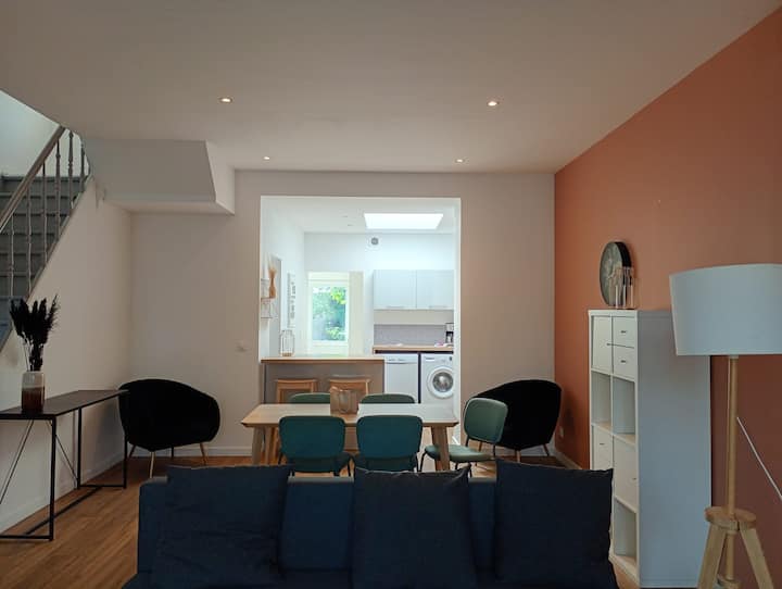 Proche De Lille, Maison 5 Chambres Avec Jardin - Seclin