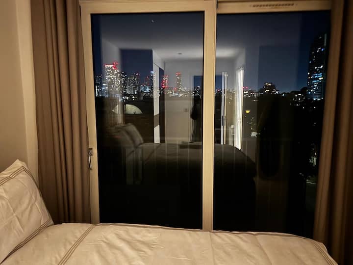 Apartment Sleeps 4 With Dishwasher - London