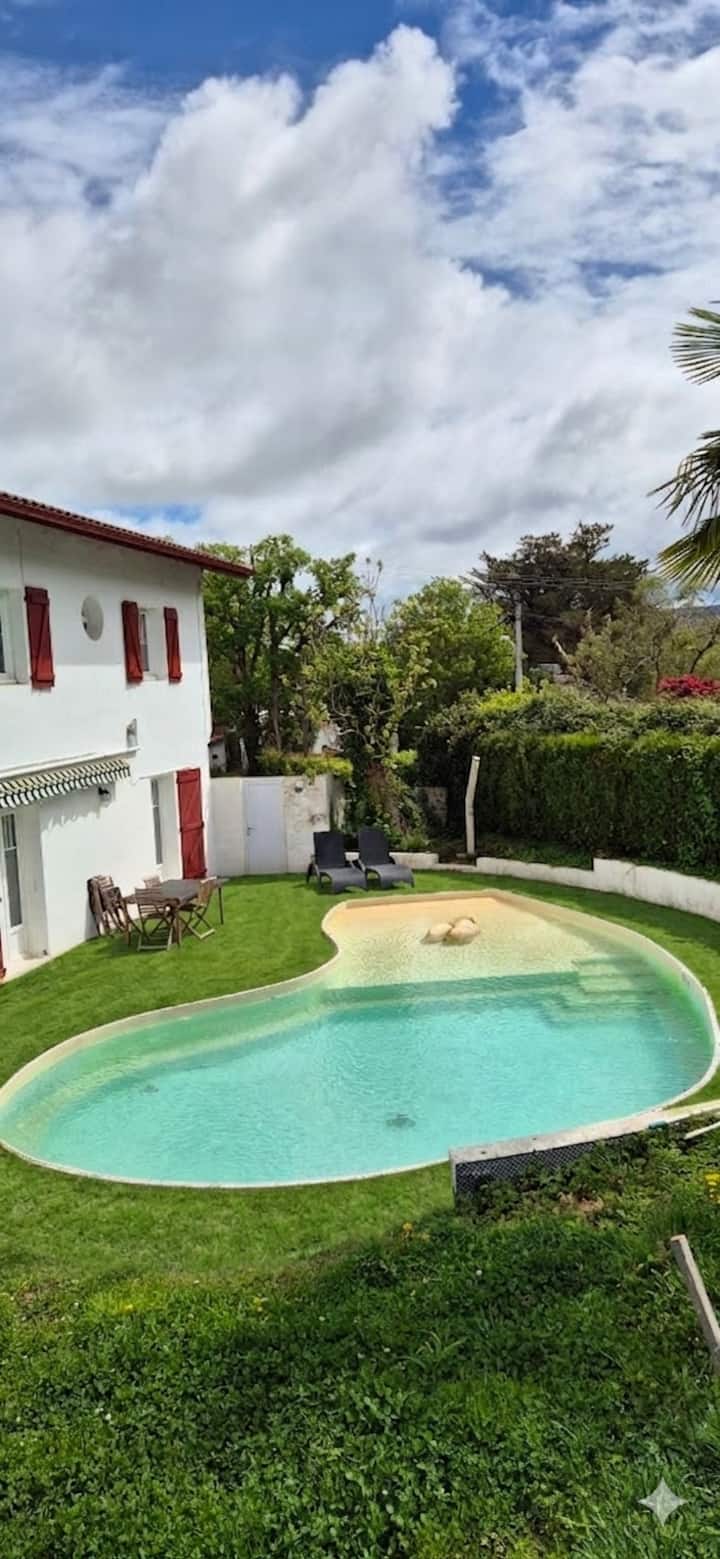 Bel Appartement Avec Piscine Privée - Ascain